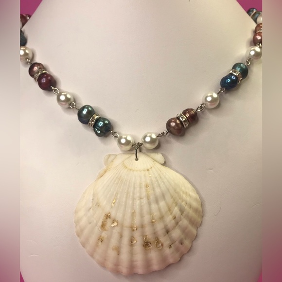 Azua Designs | Jewelry | Nwt Clam Shell Handmade Carved Mermaid Siren ...